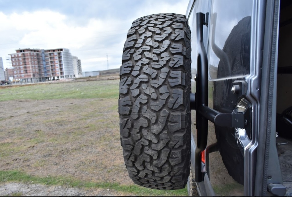 Reserveradhalter Sprinter - Für den Notfall gerüstet